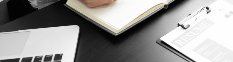 How to Write a CV Headline? [+45 Examples]