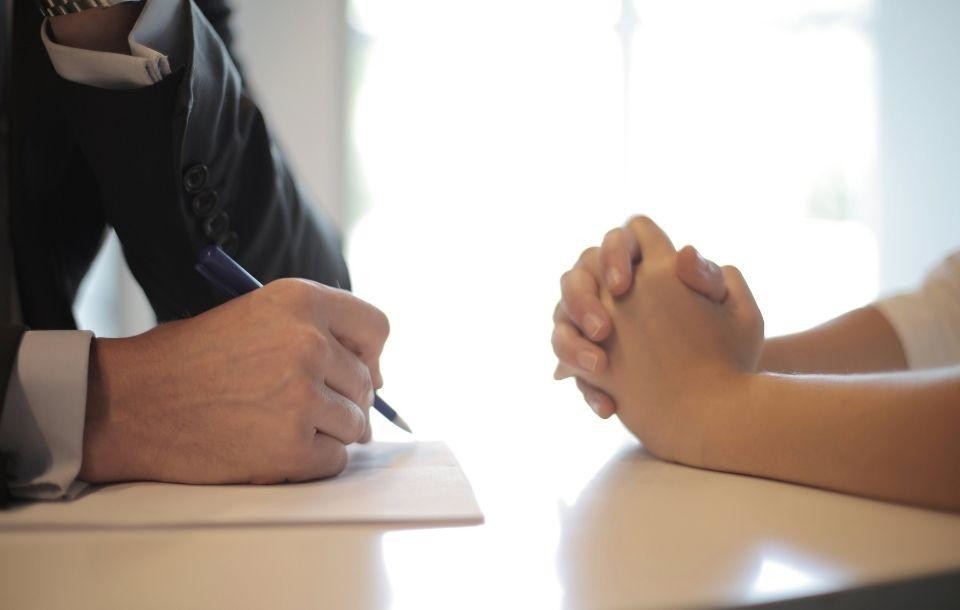 How to Make a CV for a Job: CV Writing Guide & Examples