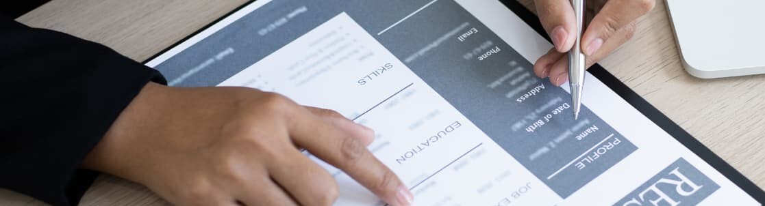 Qual o melhor dia para entregar um currículo?