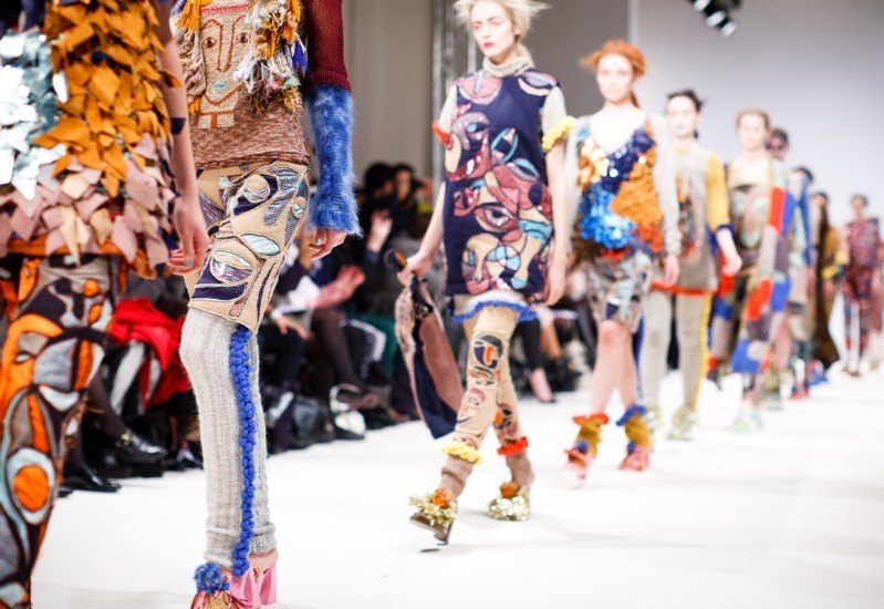 Model Resume: Sample & Guide [+Modeling Bio Template]