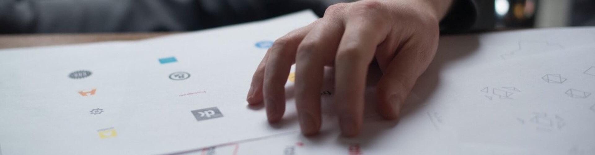 Web Designer Resume Examples (Template & 20+ Tips)